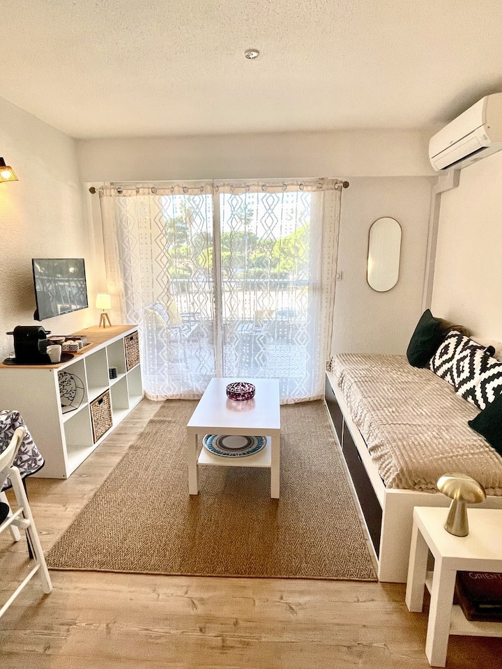 Studio Lumineux Au Cœur Du Port De Hyères - Hyères