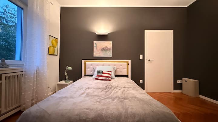 Luxuriöses Appartement In Ruhiger Zentraler Lage - Bad Homburg