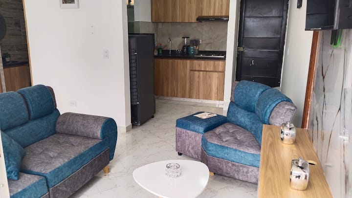 Lujoso Apartamento Totalmente Equipado En Melgar. - Melgar