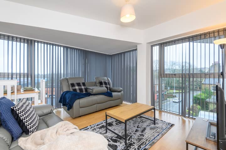 Morley Hub - Cosy Family Apt With Free Parking - Leeds