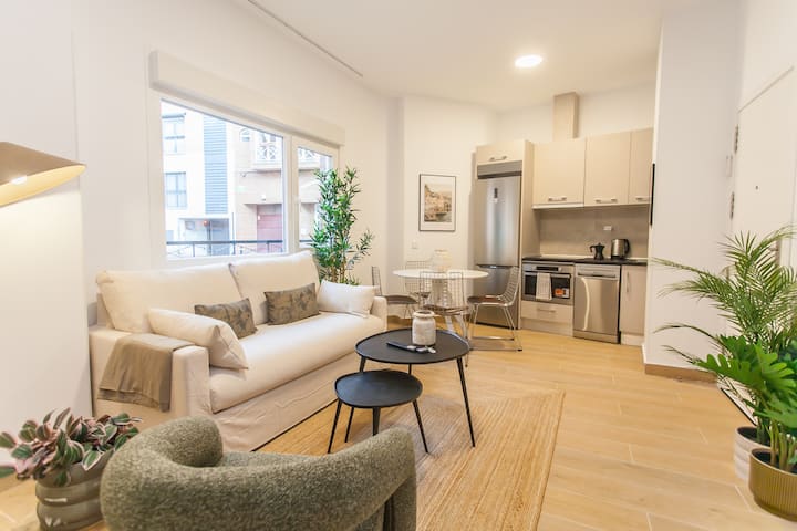 Modern Apartment In Pozuelo + Private Parking - Boadilla del Monte
