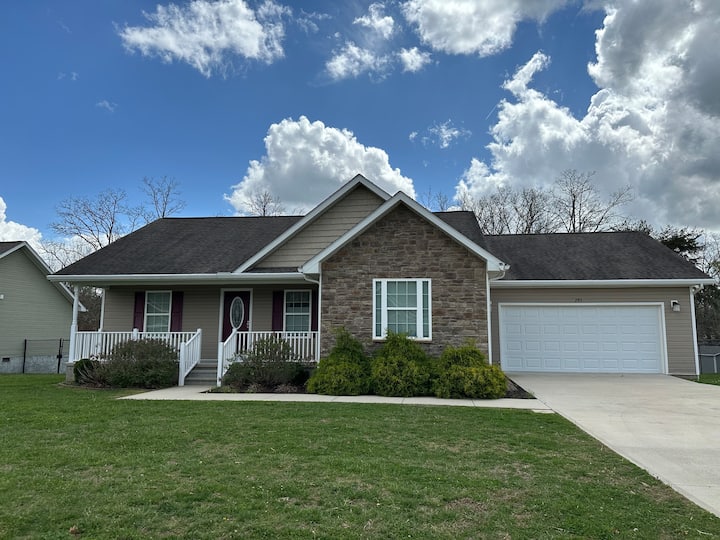 Maggies For Limited Mobility W/ramp Etc. - Crossville, TN