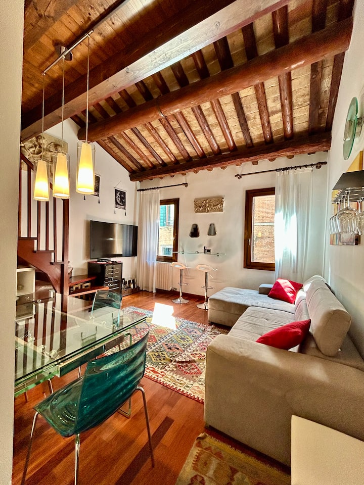 Guesthost - Elegant Apartment In Center Of Padua - Padova