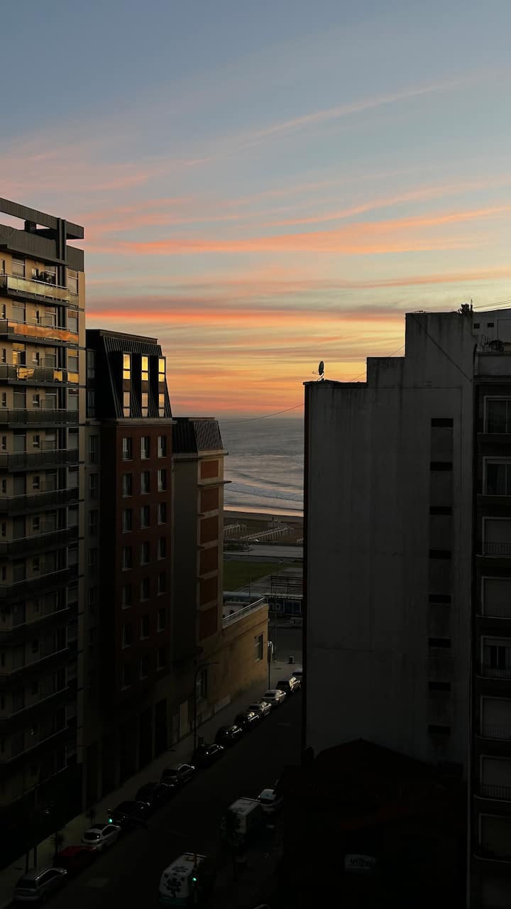 Moderno Departamento Frente Al Mar En Zona Güemes - Mar del Plata