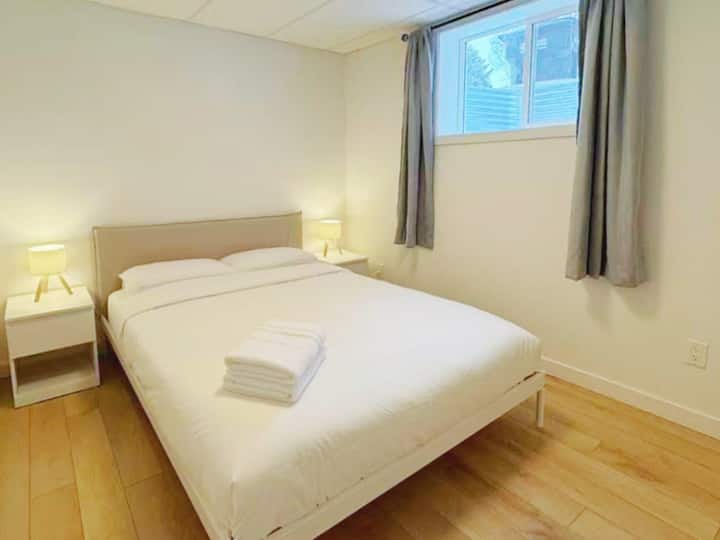 100b-minimal Nest Suite - Saskatoon