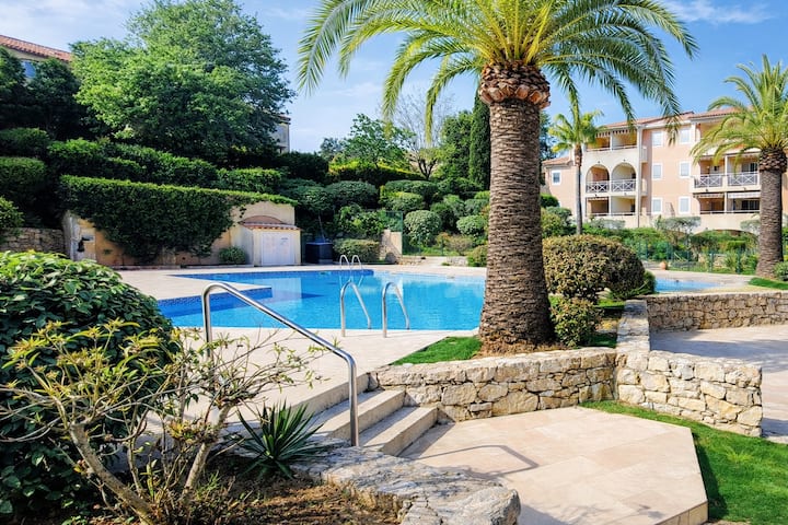 Studio Résidence Piscine Village à Pieds - La Croix-Valmer
