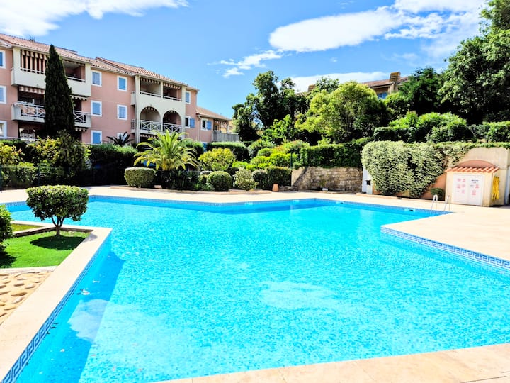 Studio Résidence Piscine Village à Pieds - La Croix-Valmer