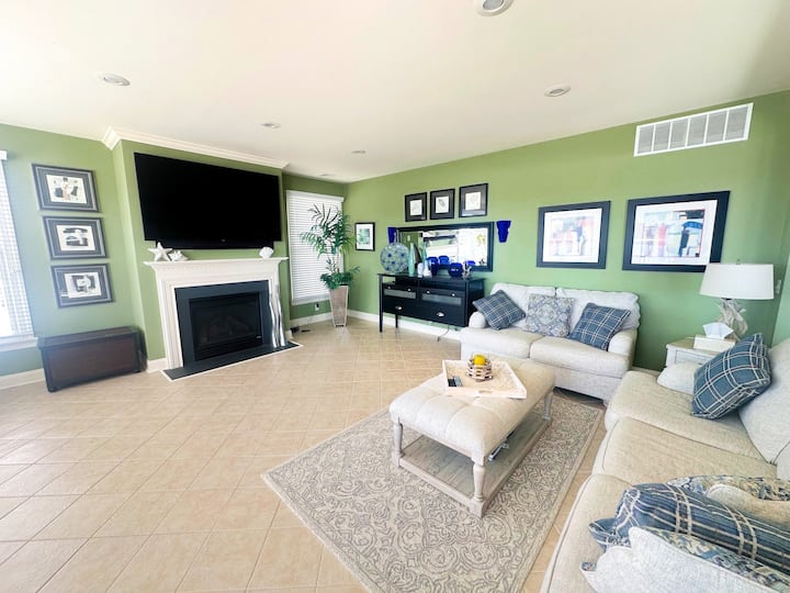 Ac Prestige Coastal Vacation Home | Sleeps 15! - Atlantic City, NJ