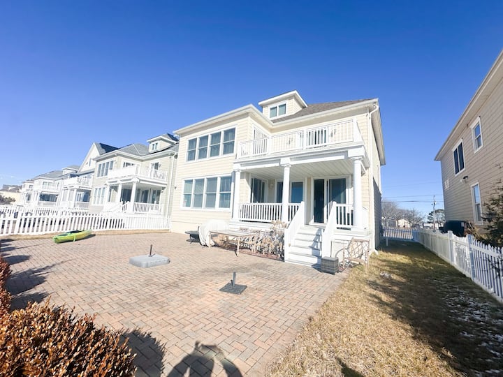 Ac Prestige Coastal Vacation Home | Sleeps 15! - Atlantic City, NJ