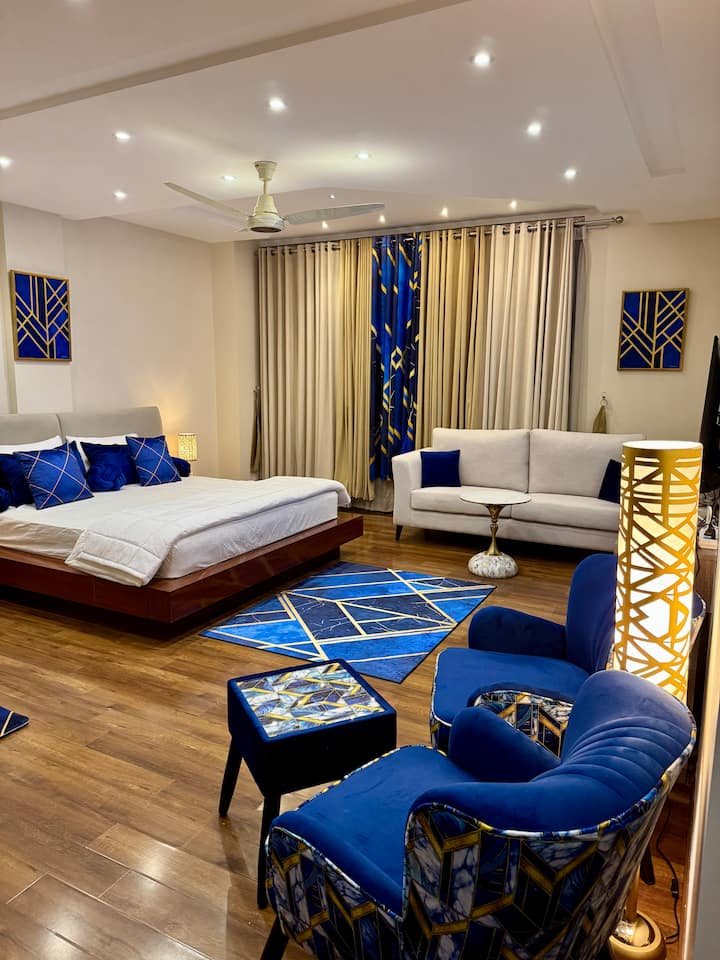 Premium Designer Suite With A Grand Scenic View - Lahore