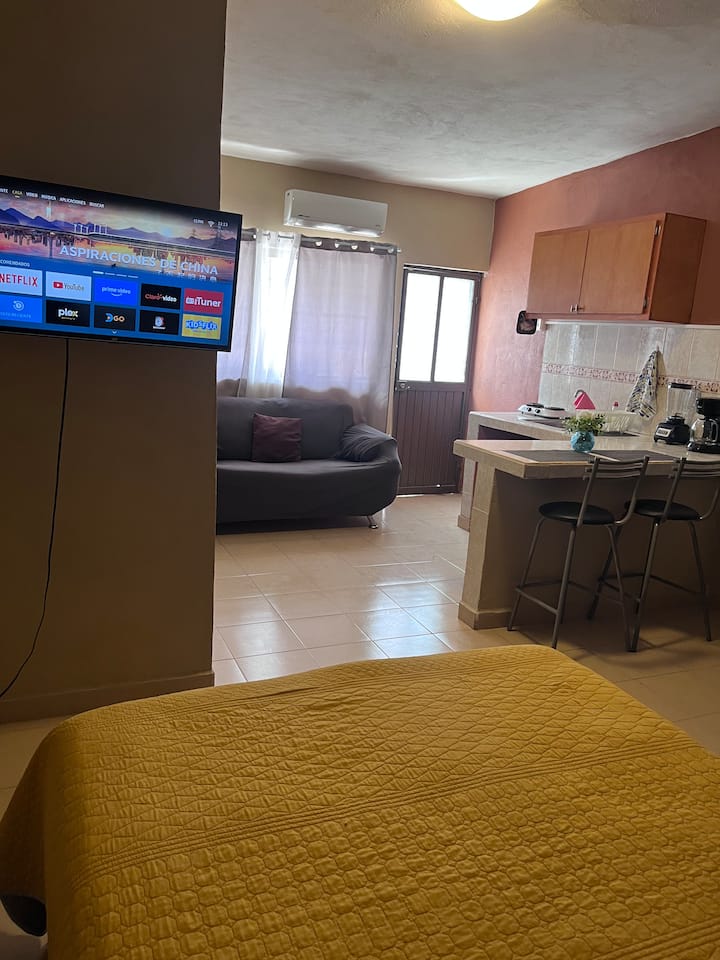 Depto. Céntrico Con Cochera, Cerca Del Malecón. - La Paz