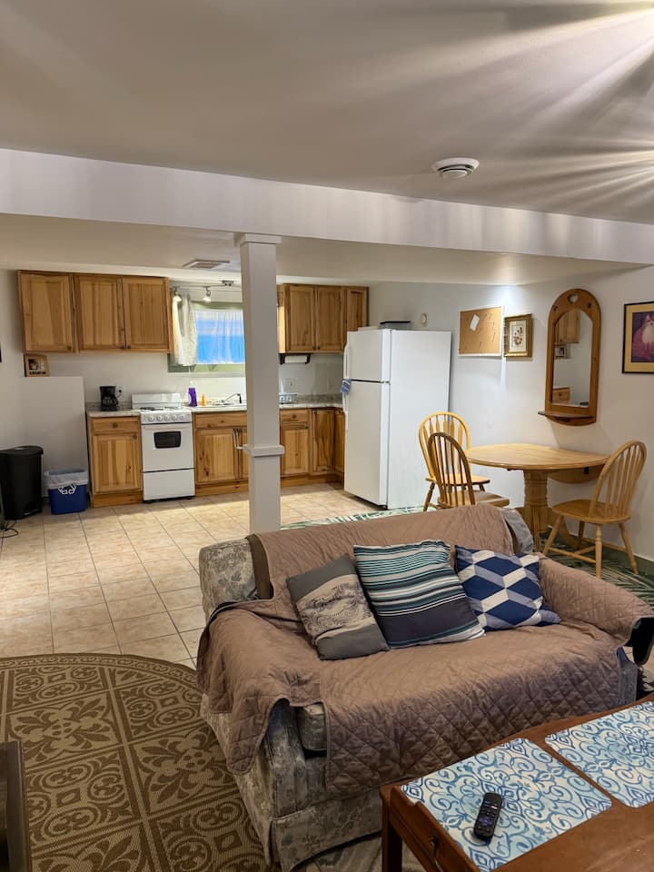Capitol City Apartment - Montpelier, VT