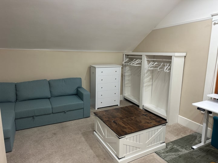 Room In Historic Downtown Wooodland - Woodland, CA