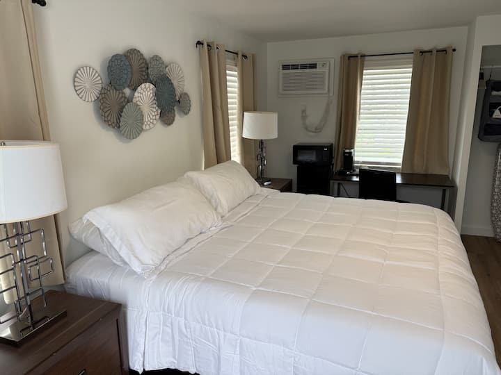 Cruisestays & Conventioners. Airport/cruiseport 11 - Fort Lauderdale, FL