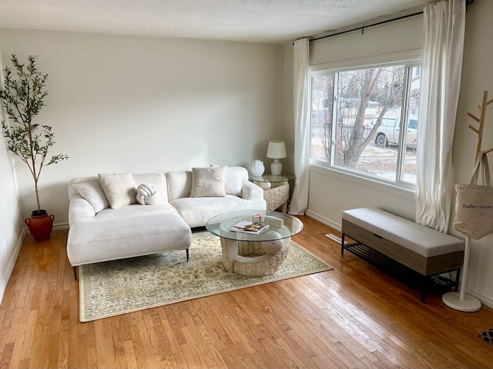 Bright 2br Duplex In Prime Location - Fort St. John