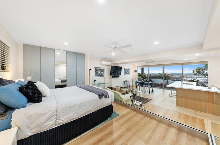 Sunny Studio Apartment - Noosa