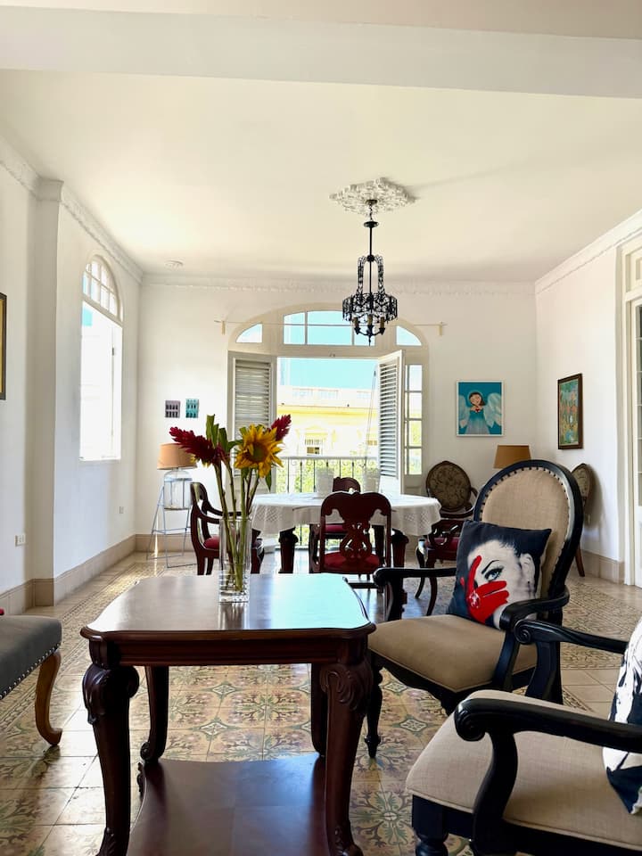 Twin Room With City View, Wifi & 24 Hours Power - Havana