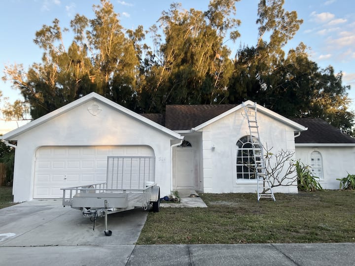 Downtown Sarasota Retreat • 4br • 6 Beds - Sarasota, FL