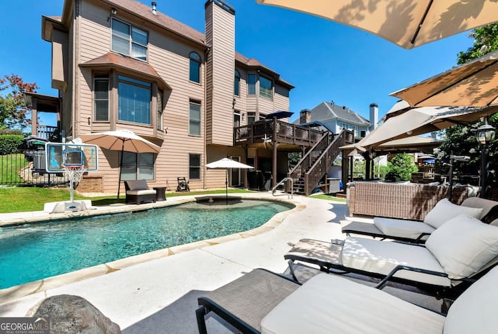 Stylish Buford Retreat | Swimming Pool + Hot Tub - Buford, GA