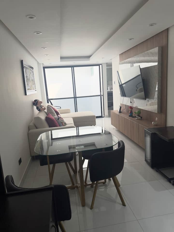 Moderno Departamento - Luminoso - Full Amoblado - Peru