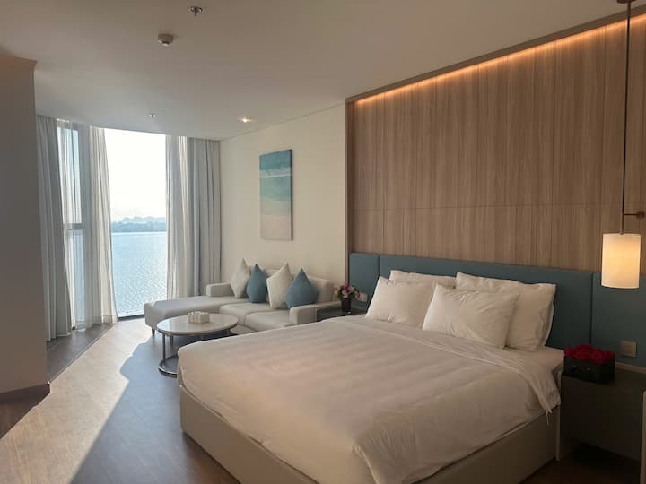 House On The Sea - China