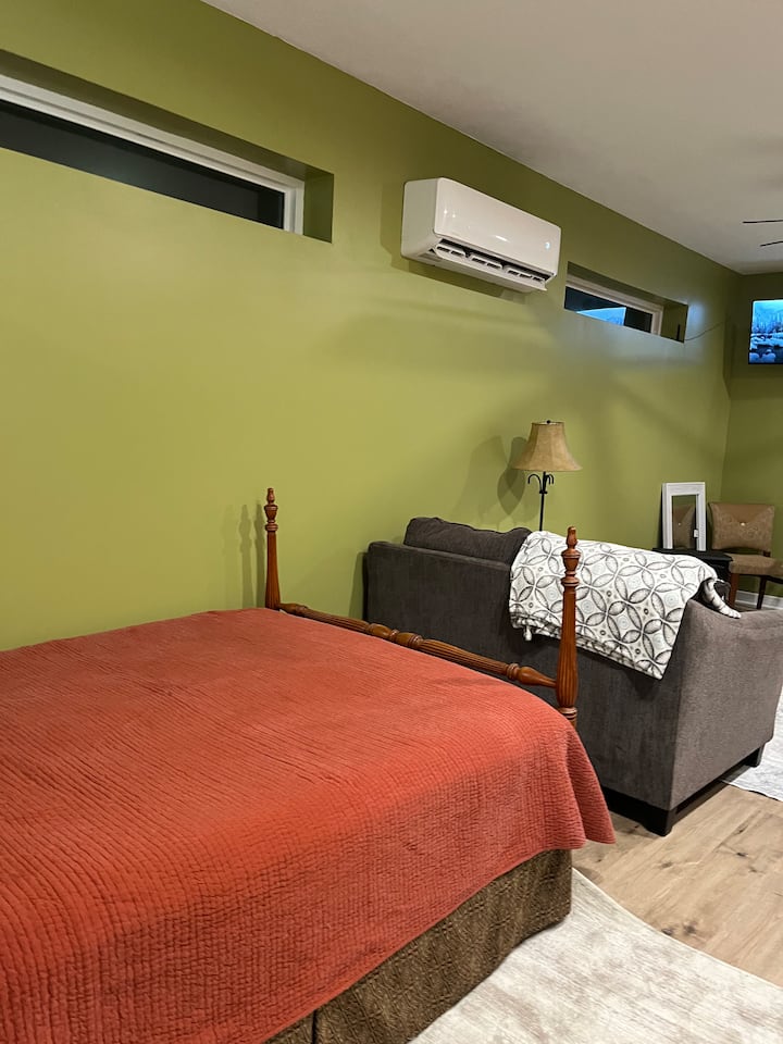 La Vista Studio - Bellevue, NE