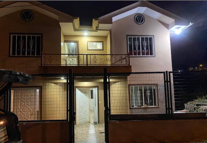 Casa Completa Ideal Para Familias Comodidad Total - Sigsig