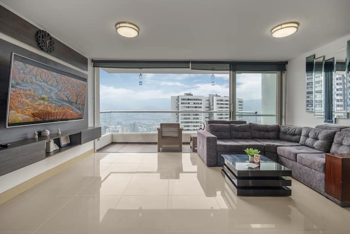 Moderno Y Amplio 3br | Zona Provenza - Medellín, Colombia