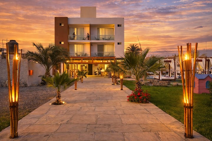 Gamplings En Hotel | Piscina | Desayuno - Paracas