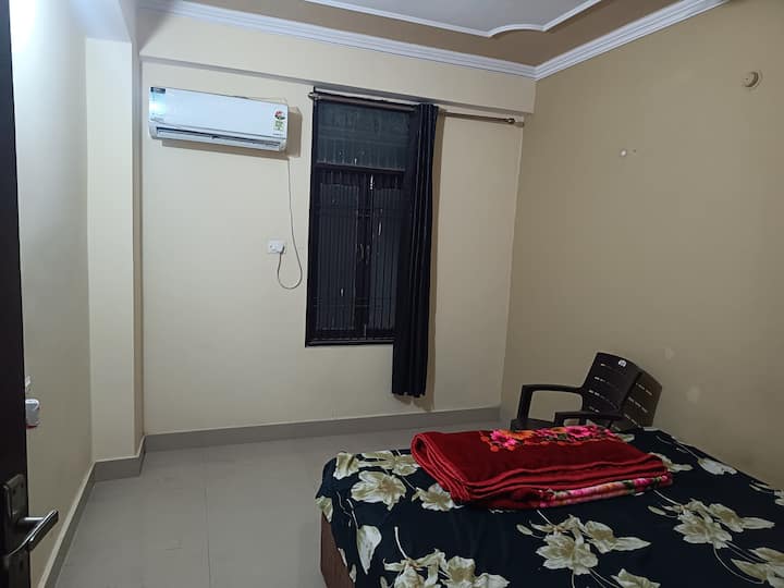 Premium Spacious 3bhk – Central Varanasi - Varanasi