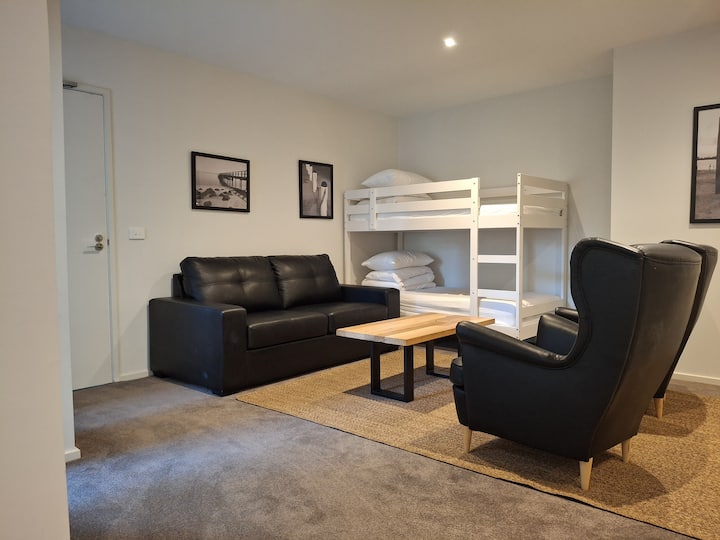 Findlay Holiday: Near Beach, Shops, Restaurants - Ventnor