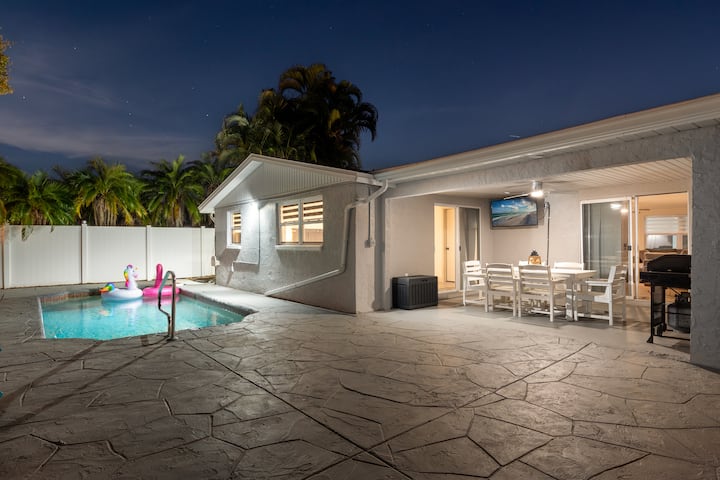 Family-friendly Home W/heated Pool Near Beaches - Tarpon Springs, FL