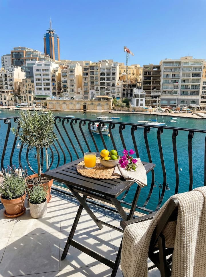 Luxury 3br Sea View Apartment In St Julian’s - La Valetta