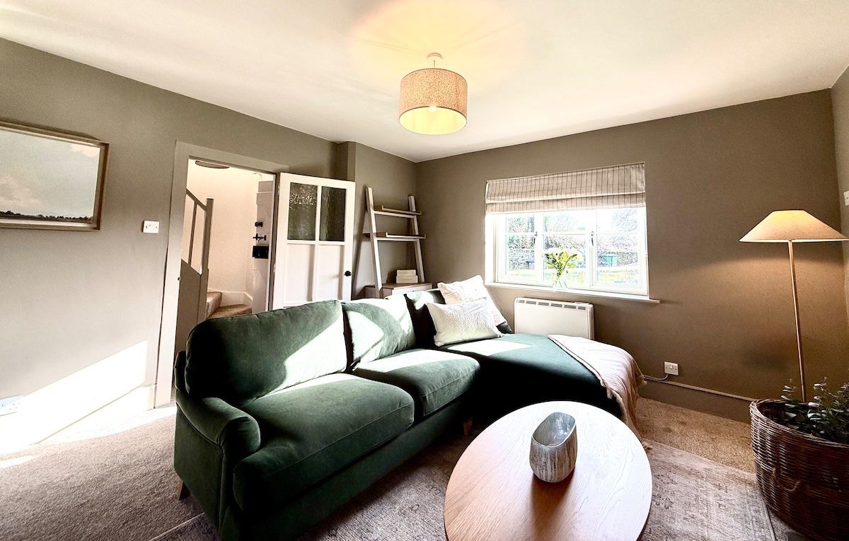 2 Cote Mill Cottages – Rückzugsort am Flussufer in den Cotswolds ...