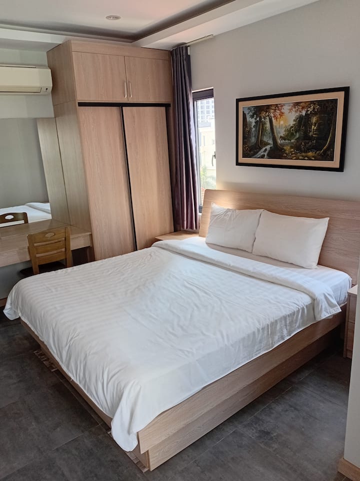 Separate Bedroom With Private Bathroom - Phnom Penh