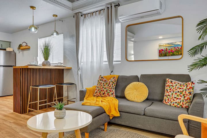 Kentucky Medical Stay | 2 Br Central El Paso - El Paso, TX