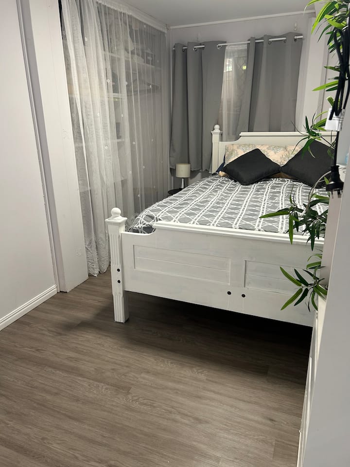 Leafy Lota Bayside Retreat With Nature Views - 