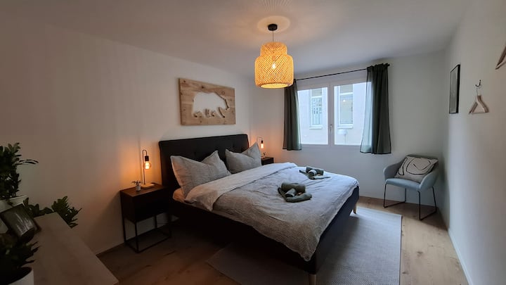 Spacious & Modern Apt | Balcony & Parking - Spiez