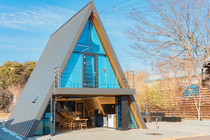 에이파티하우스(Apawtyhouse) - 성연면