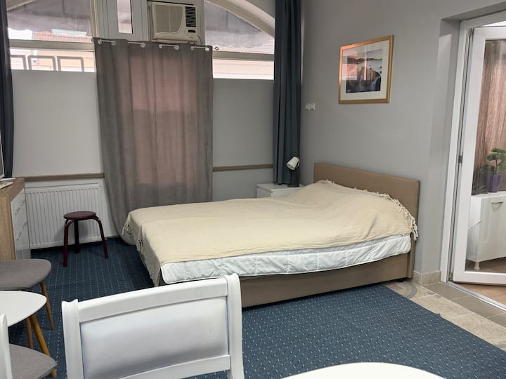 Novi Apartman U Samom Centru Sremske Mitrovice. - Sremska Mitrovica