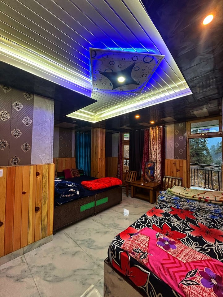 Room In Tosh Village - Tosh