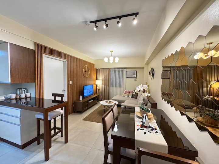 1br Condo Unit, Ayala Serin East Tagaytay - Tagaytay