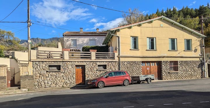 Idyllic Village Getaway In The Pyrenees - Vernet-les-Bains