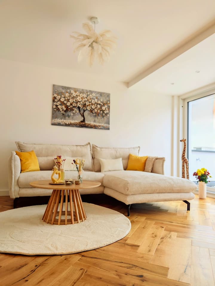 Stilvolle Design-wohnung Im Herzen Der Natur - Wiesbaden