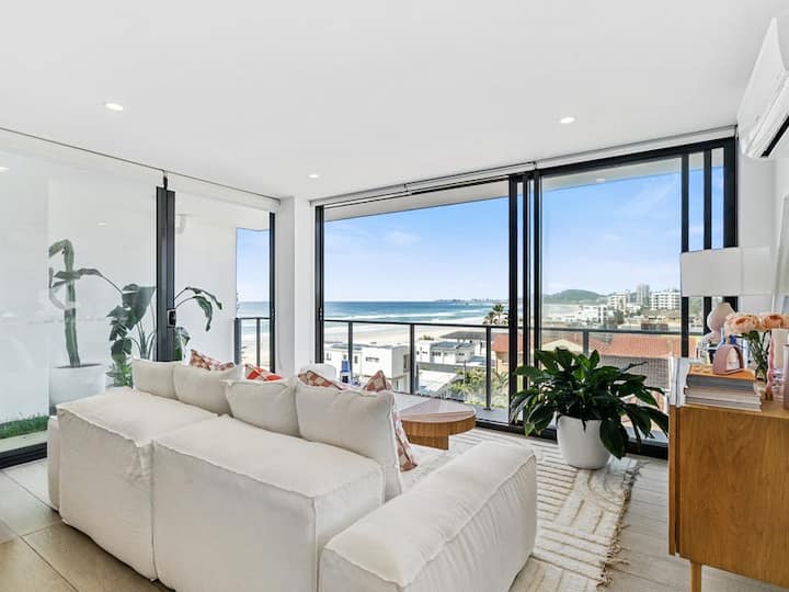 Beachfront Palm Beach Escape Rooftop Pool - Gold Coast