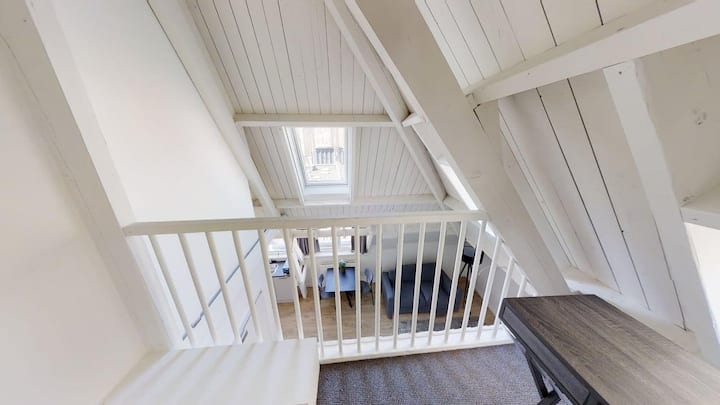 Uniek Appartement Midden Op De Markt Van Eindhoven - Best