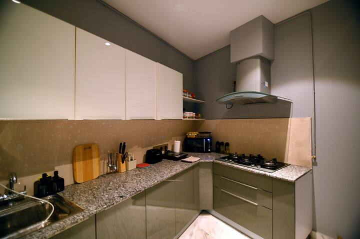 4bhkflat Near Westin, Ccu, Cc2, Secv, Bbcc, Ntown - Calcuta, WB, India