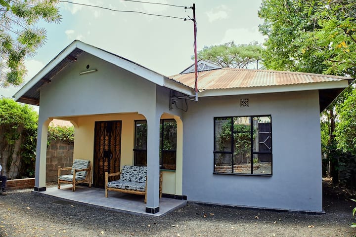 Hope Home 
Living While Your Explore The Nature - Usa River