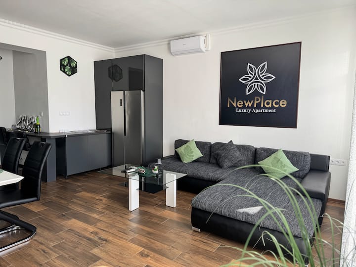 Newplace Luxury Apartment - Sárospatak