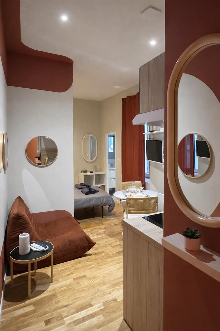 Le Laguiche - Studio Chic&moderne Au Cœur De Mâcon - Mâcon